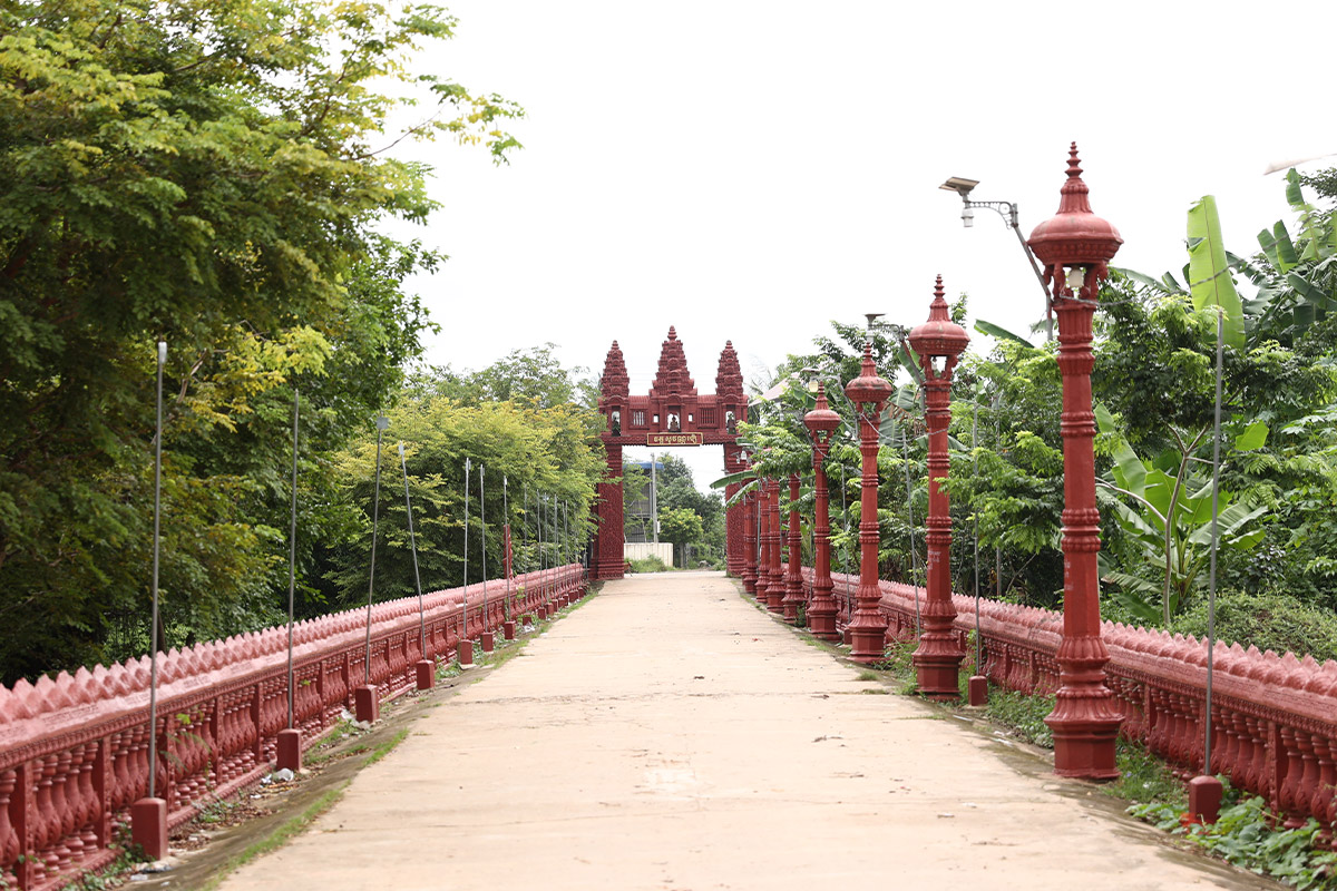 Mekong Princess - Extraordinary Journeys on the Mighty Mekong River